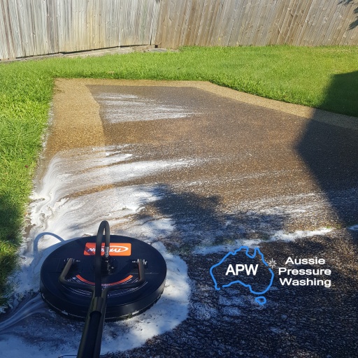 Driveway Cleaning Brisbane | Top Quality Concrete Driveway Washing